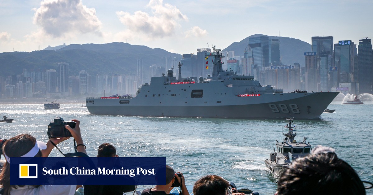 Hong Kong welcomes 2 PLA Navy vessels for National Day celebrations ...