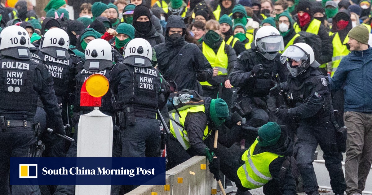 Germany: Protests Disrupt AfD Youth Wing Launch in Giessen - memesita ...