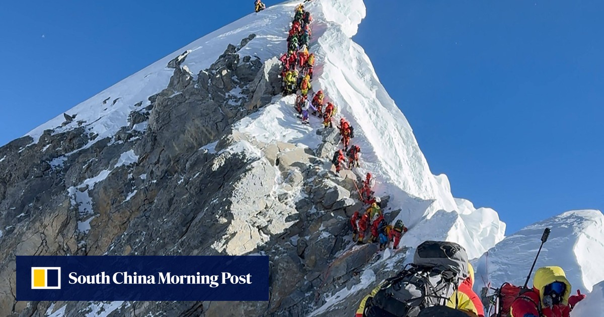 Missing Mount Everest guide feared dead crawls back to Base Camp after ...