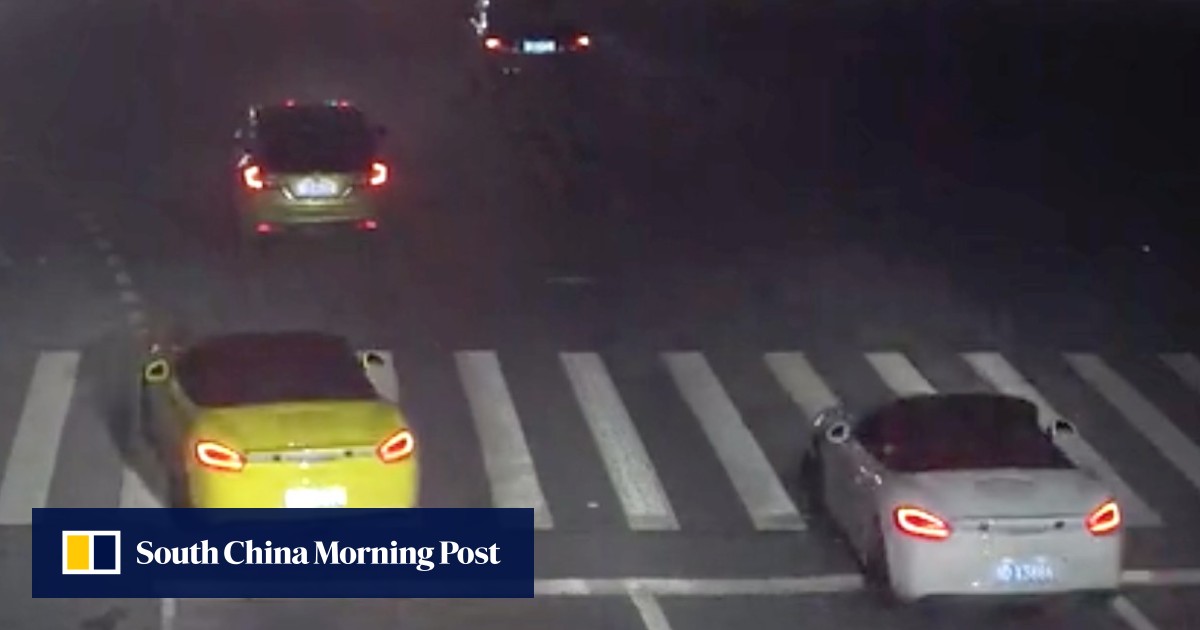 Racers tear through Chinese city streets in rented Porsche sports cars ...