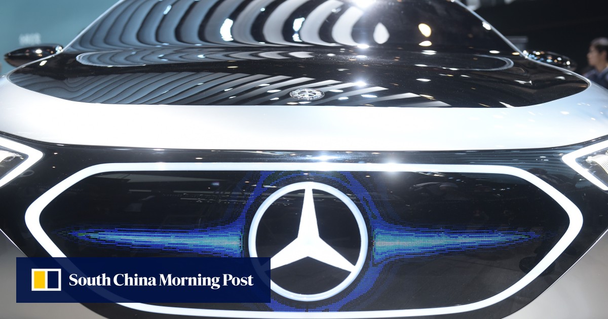 Chinese Mercedes-Benz dealer in customer viral video protest fined US ...