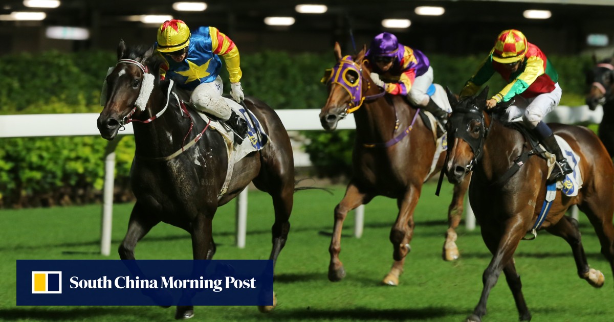 John Moore moves within two of John Size as title race goes down to the ...