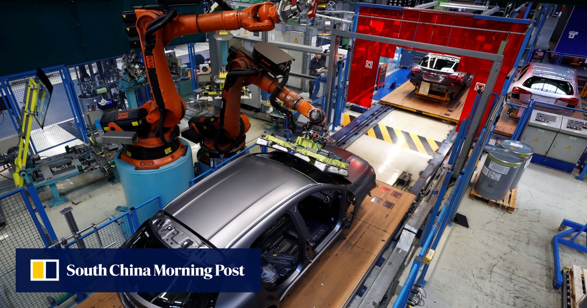 Chinese carmakers step up their role as automotive industry investors ...