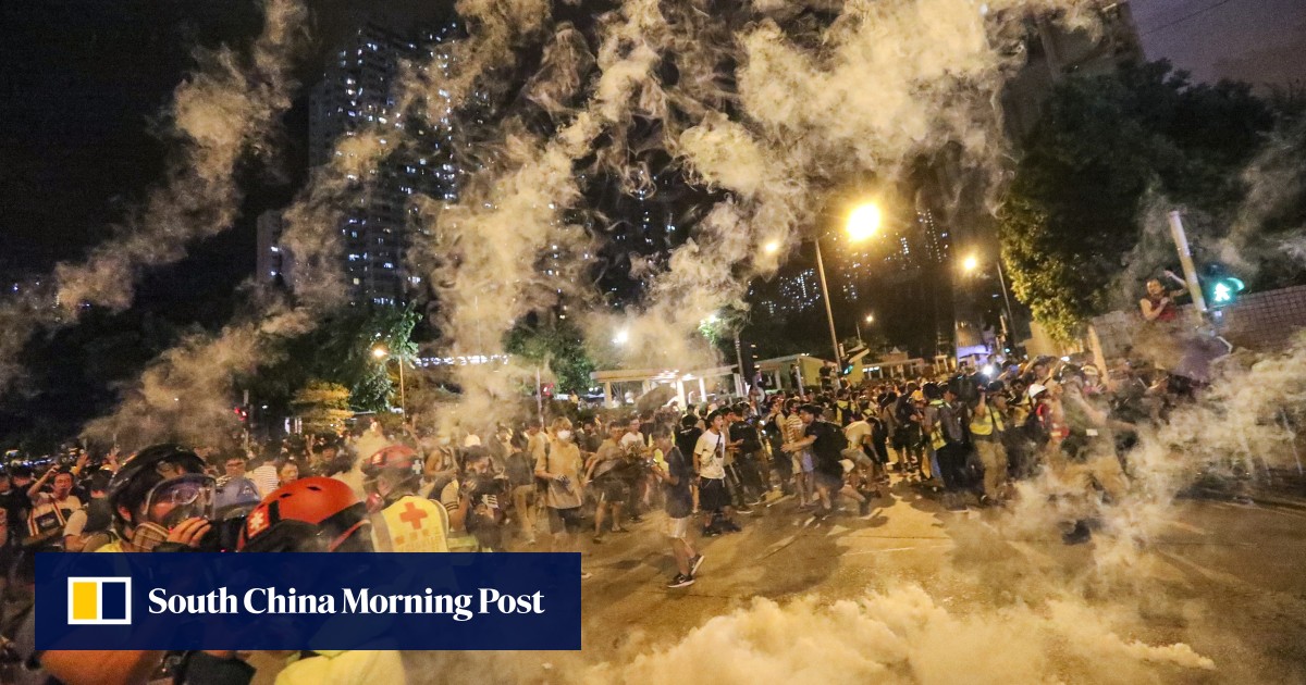The night quiet Hong Kong working-class neighbourhood Wong Tai Sin ...