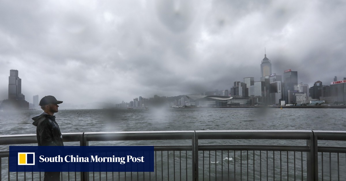 Amber rain signal and thunderstorm warning issued by Hong Kong ...