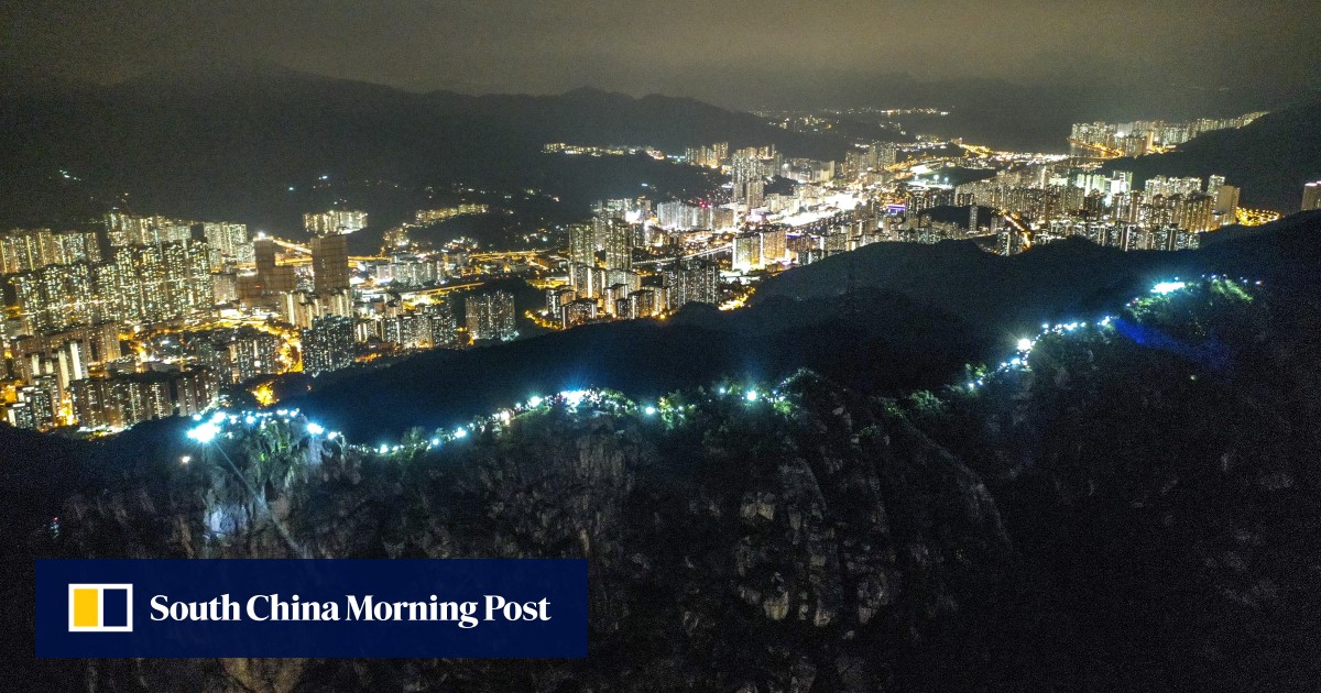 Demonstrators offer sparkling visions of unity as an estimated 210,000 ...