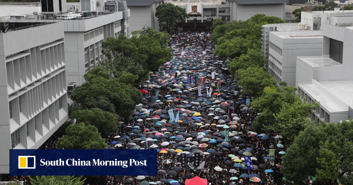 Thousands attend Hong Kong rally to kick off university class boycott ...