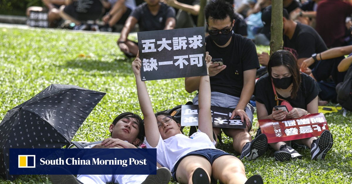 Anti-government protests could be causing insomnia as survey shows more ...