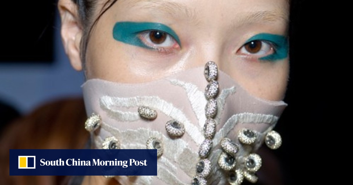 How did the face mask - a symbol of Hong Kong's anti-extradition bill ...