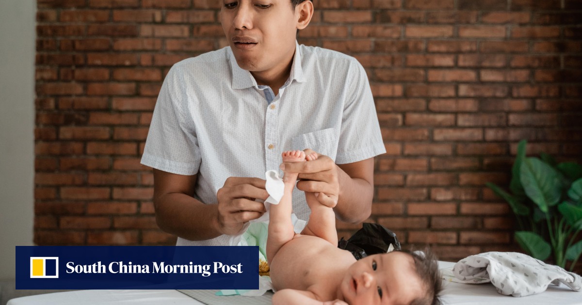 diaper changing technique