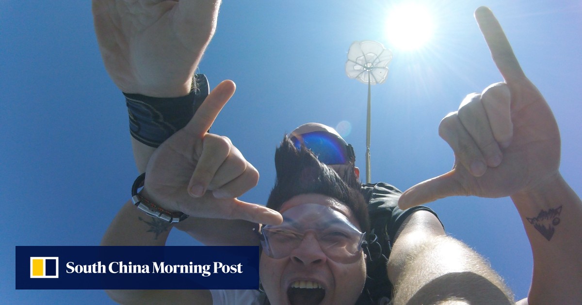 Skydiving, paragliding, abseiling – Chinese adventure tourists doing ...
