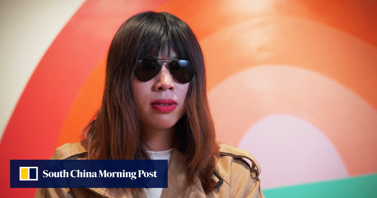 Chinese Transgender Graduates Struggle To Obtain New Degree