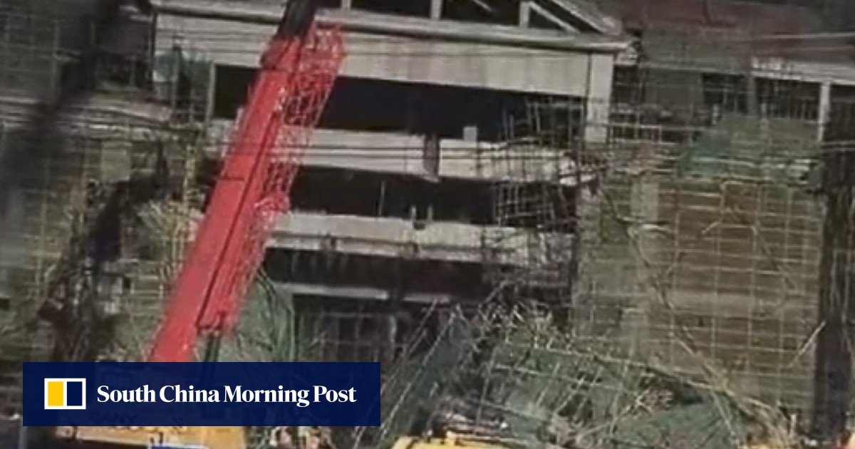 Building collapse kills six in China’s pneumonia-hit city of Wuhan ...