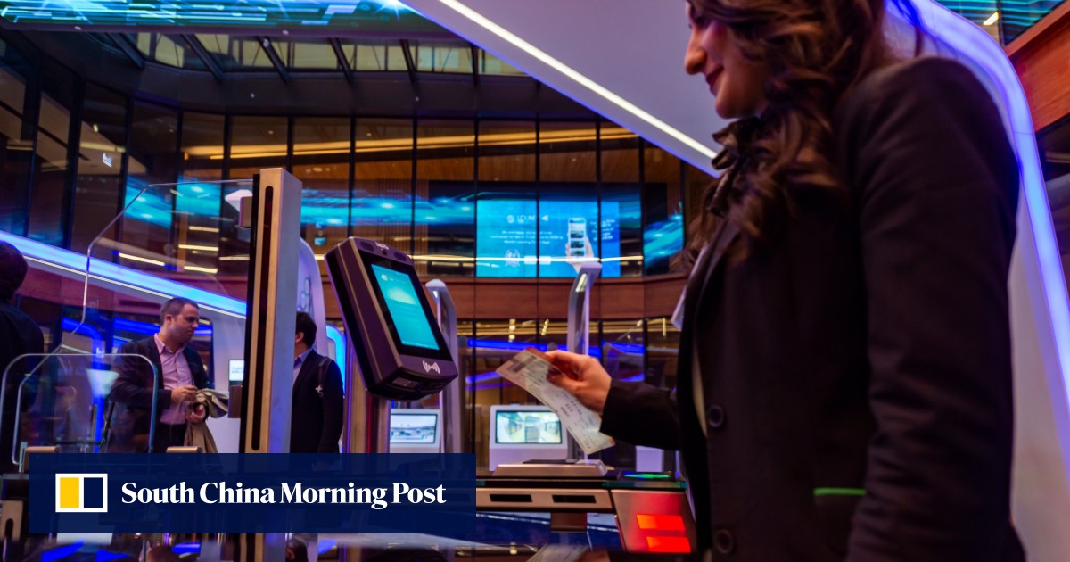 What smart airports of the future will be like: air taxis, 5G, sensor ...