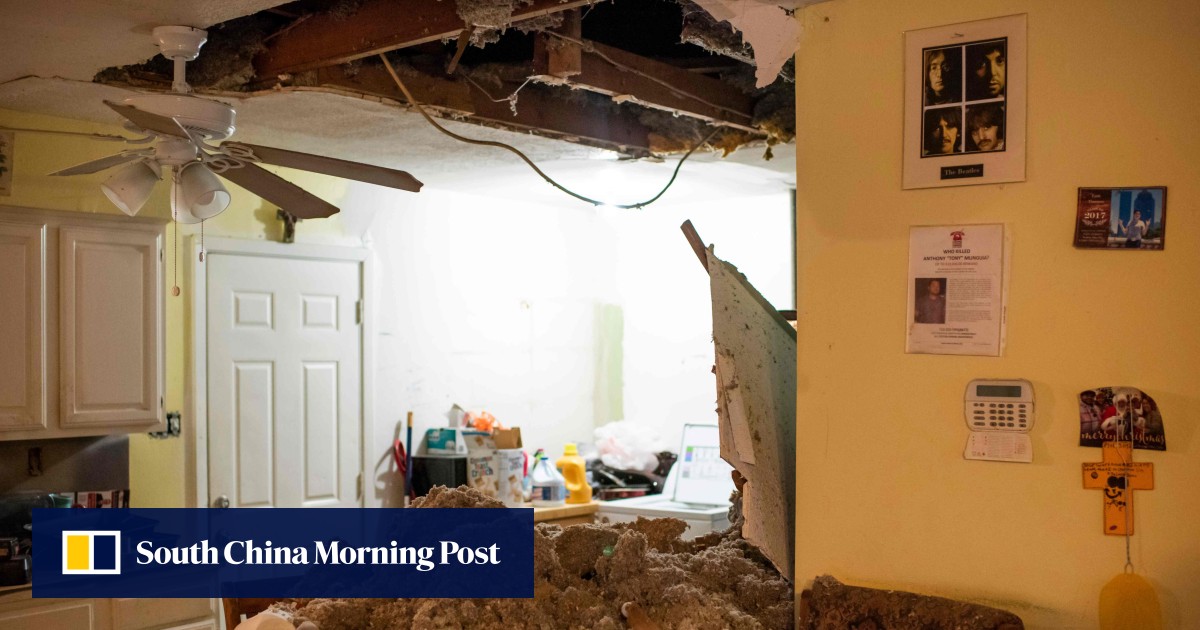 Two dead, homes damaged after large explosion rocks Houston | South ...