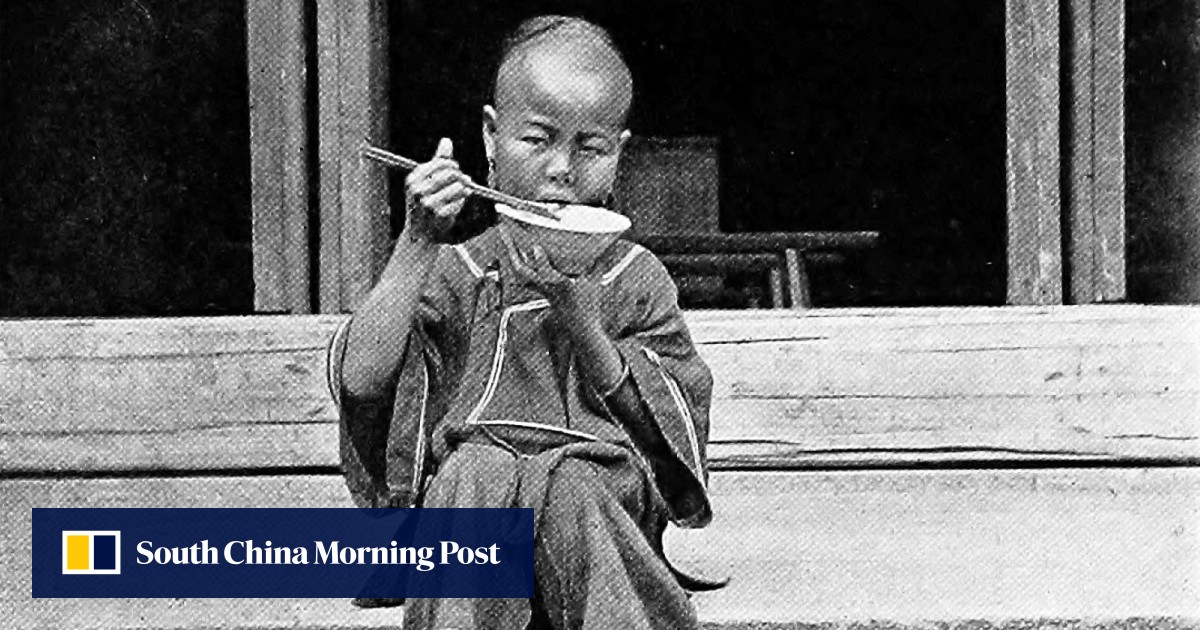 Captivating old photos of 1890s China by famed travel writer Isabella ...