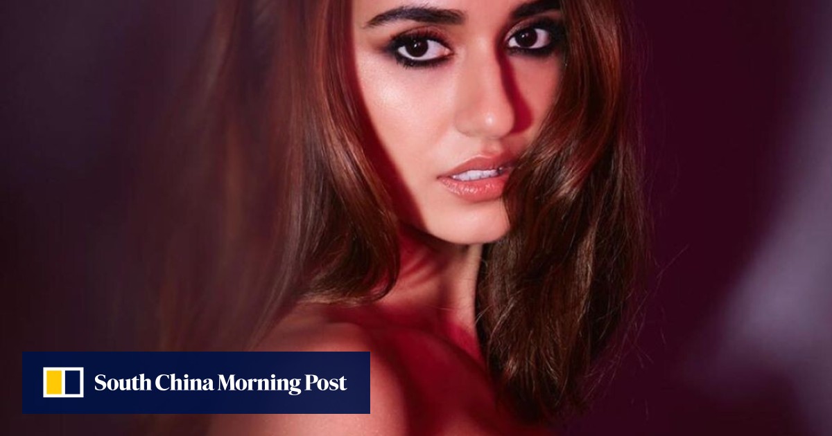 10 times Bollywood superstar Disha Patani’s toned abs and sexy style ...