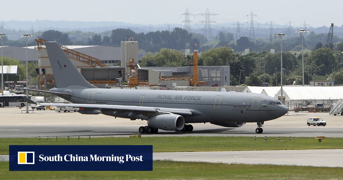 Boris Johnson wants to spend US$1.1 million to paint his plane in ...