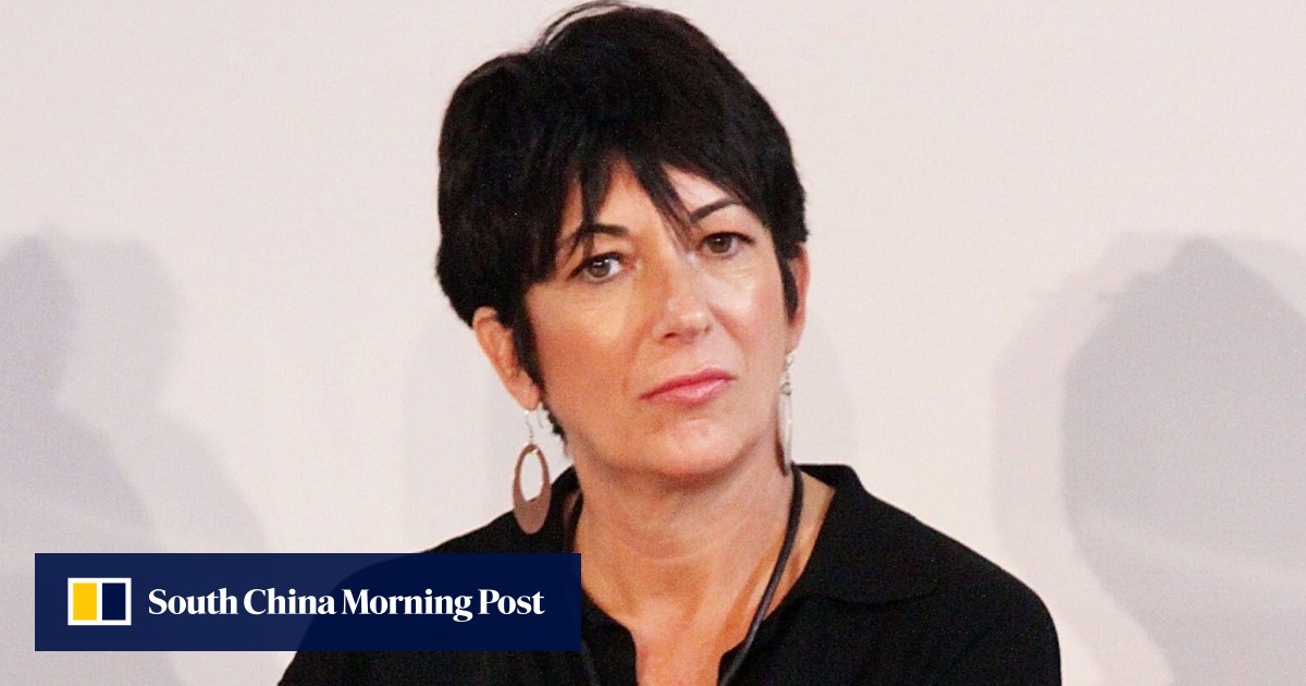 Jeffrey Epsteins Ex Girlfriend Ghislaine Maxwell Charged With Luring