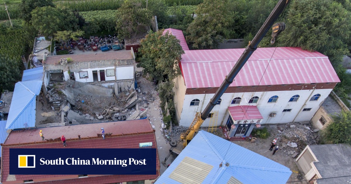 Death toll rises in restaurant collapse in central China | South China ...