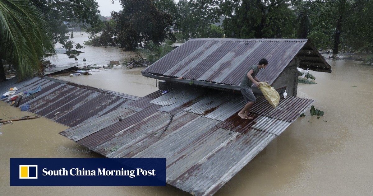 As victims of typhoon-prone Philippines’ worst floods in 50 years clean ...