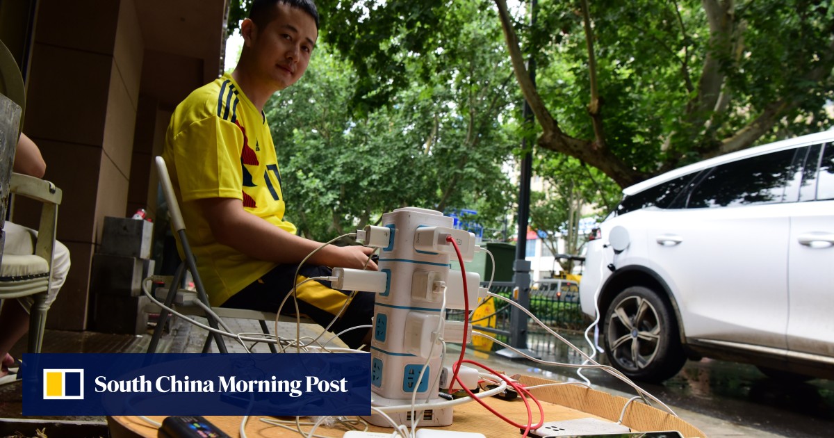 China floods: ‘Digital dark age’ after disaster wreaks havoc on ...