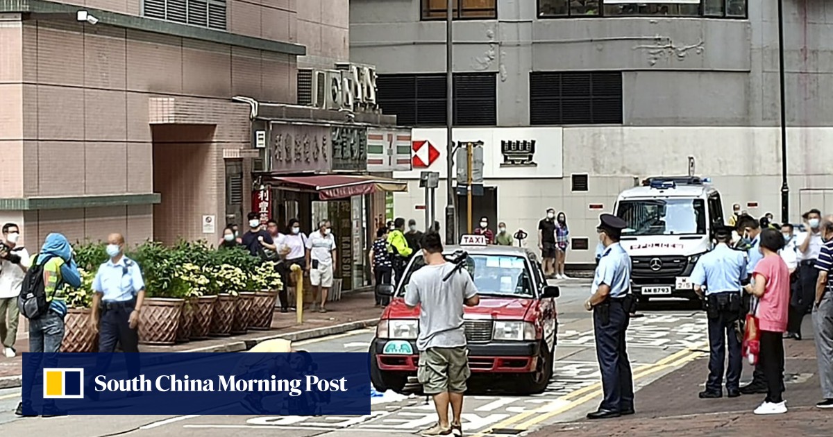 Hong Kong taxi driver arrested after knocking down elderly woman and ... Hong Kong taxi driver arrested after knocking down elderly woman and ...