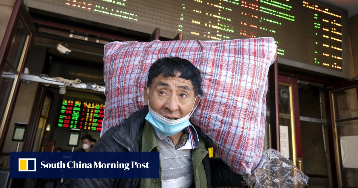 China’s migrants workers should be given local resident status, could ...