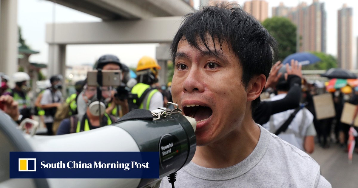 More Hong Kong Opposition District Councillors Ousted After Oath Taking