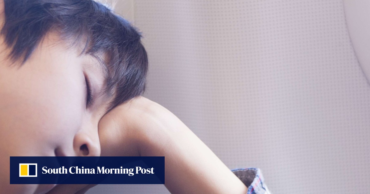 On World Sleep Day, 10 tips for how to sleep better on a long-haul ...