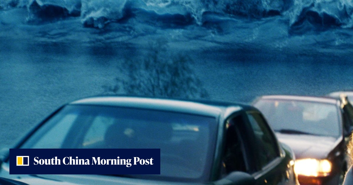 Film Review The Wave Norwegian Disaster Movie Retains Humanistic