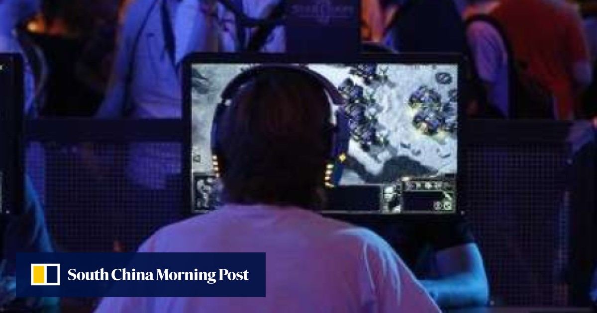 Too much internet can ruin your mental health, says addiction treatment ...