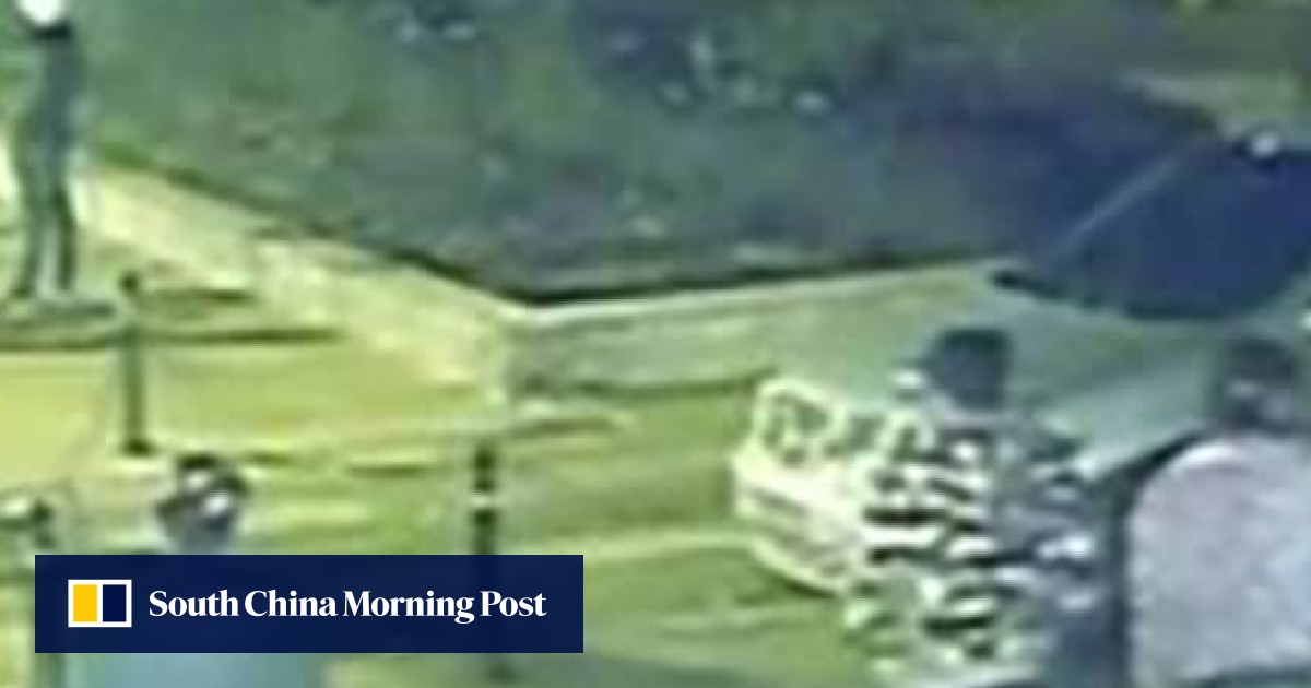 Gang of 15 Chinese children rob victims at knifepoint in Beijing’s ...