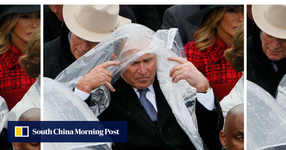 George W. Bush struggled with his poncho during Trump's inauguration ...