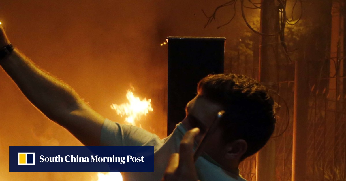 Paraguay rioters torch congress after vote to change constitution ...