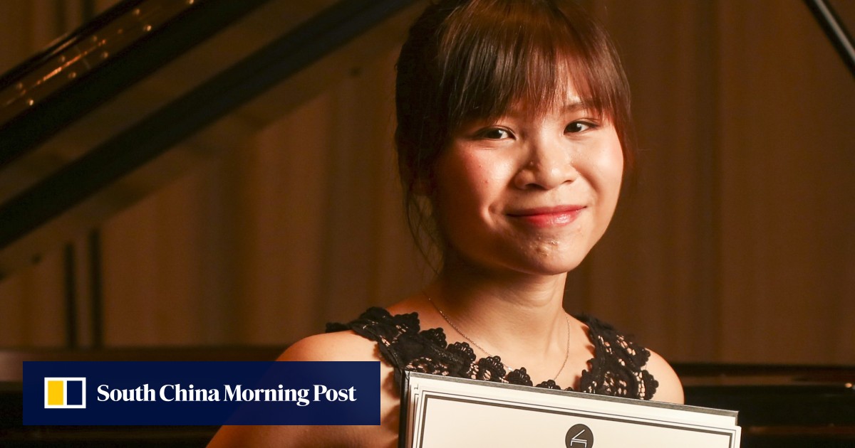 How about a little fanfare for this outstanding Hong Kong pianist ...