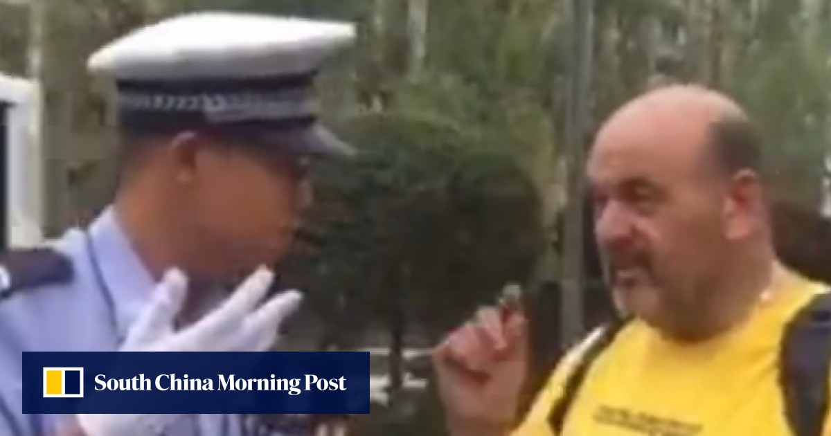 Welcome! Bienvenue! Chinese cop wows visitors with his foreign language ...