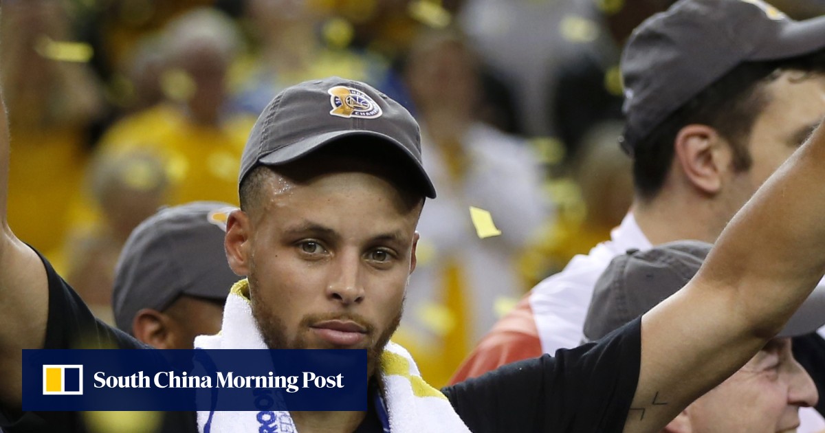 NBA star Steph Curry rubs shoulders with young Chinese fans during ...
