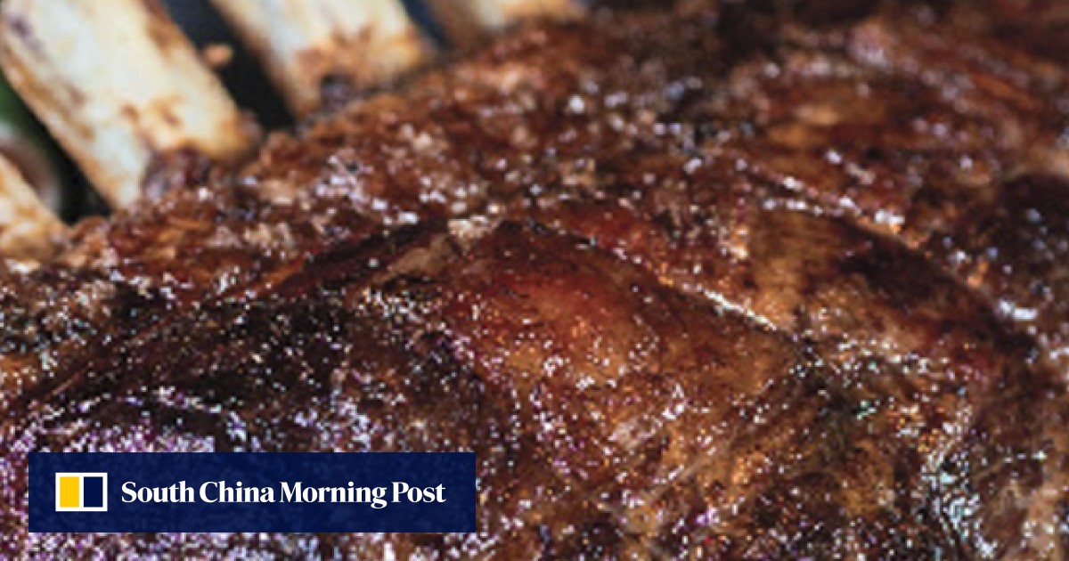 Autopsies solve strange case of two French friends who dropped dead ...