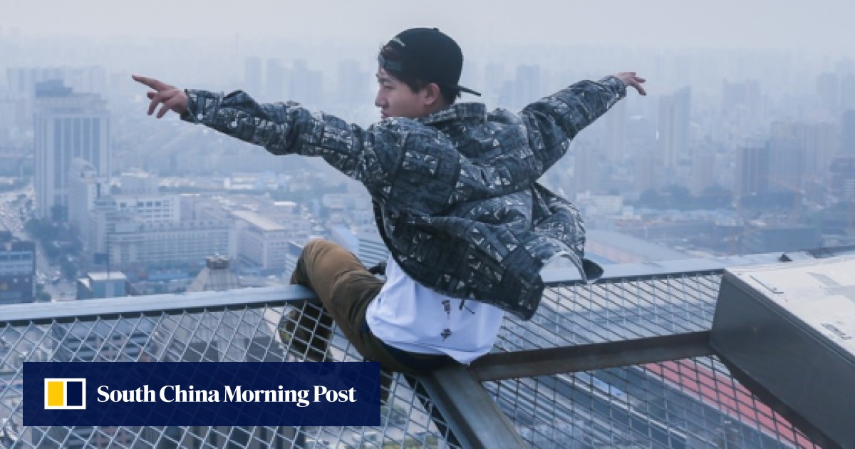 Friends In High Places Why China S Extreme Rooftoppers Are Reaching