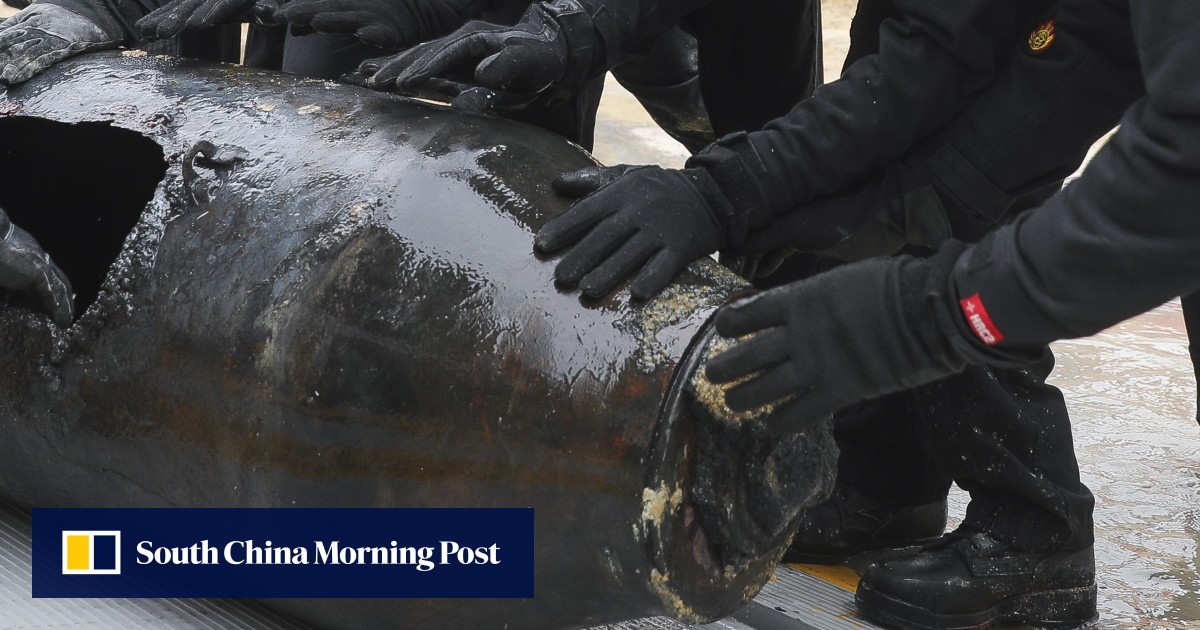 Meet the heroes behind the 50-hour wartime bomb disposal operations in ...