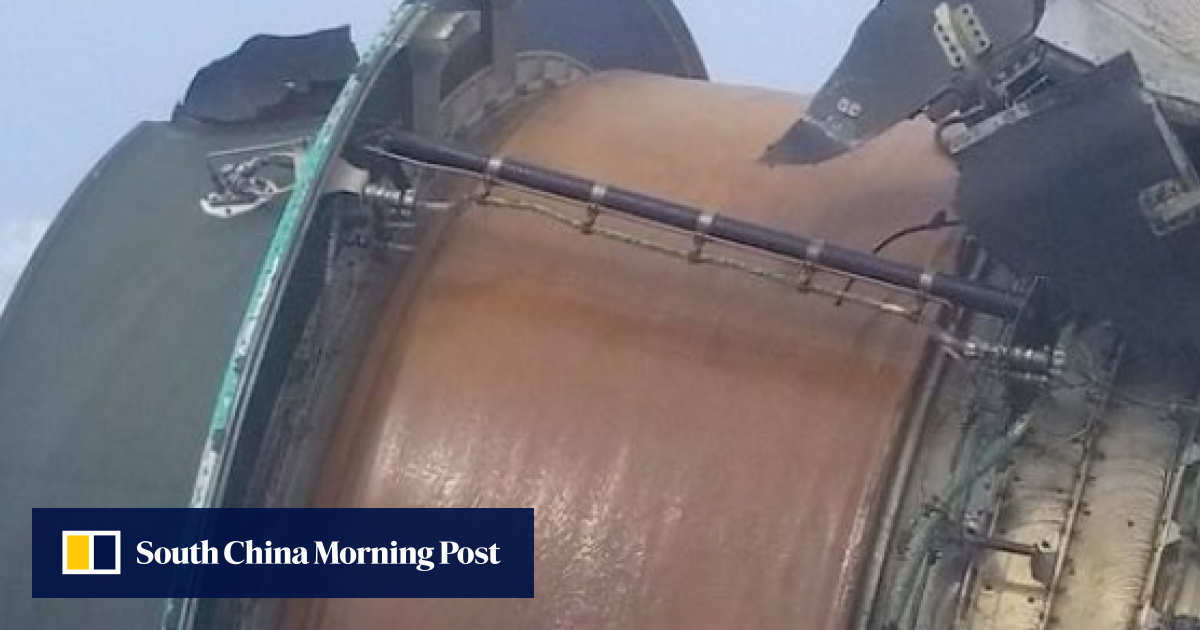 Terrifying video shows jet engine falling apart mid-flight on its way ...