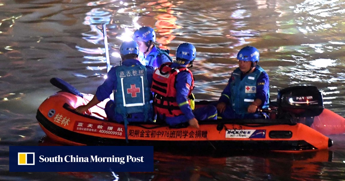 17 killed after 2 dragon boats capsize during training in southern ...