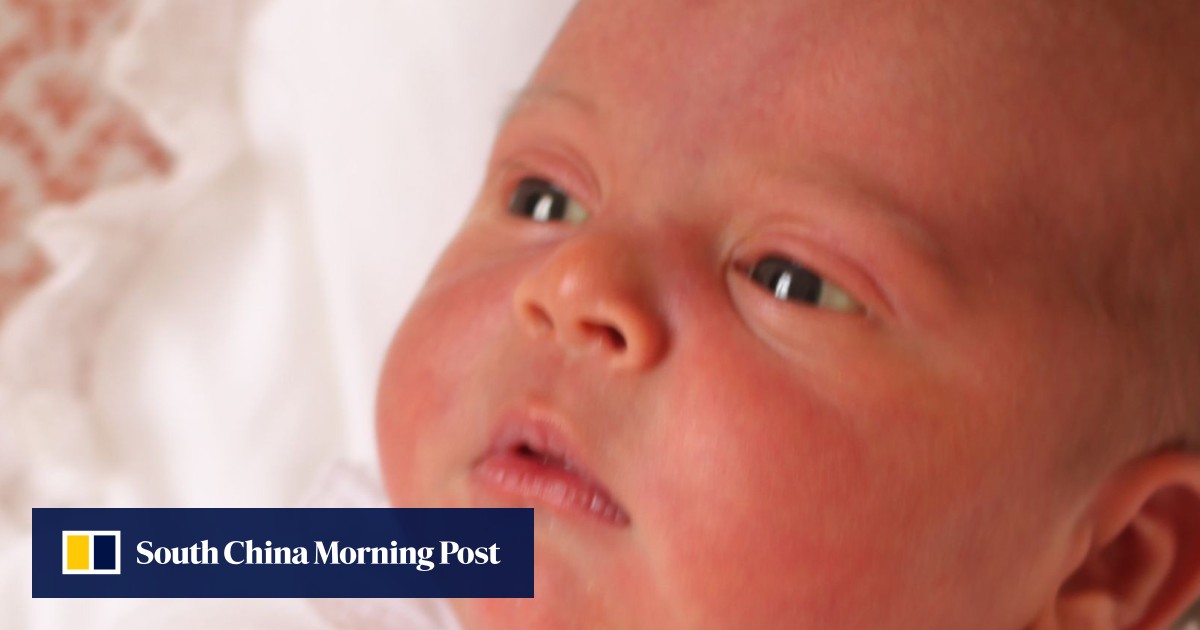 British royal family releases first official photos of newborn Prince ...