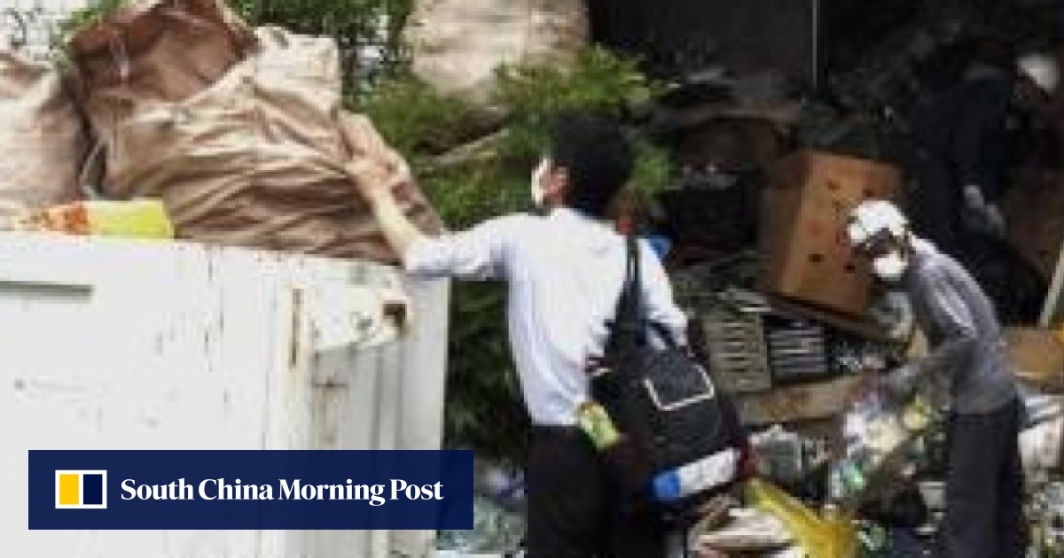 Japanese man hoarded so much rubbish that it spilled out into the ...