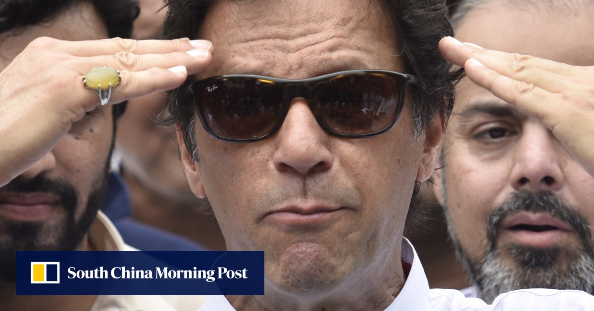 Former cricket star Imran Khan declares victory in Pakistani election ...