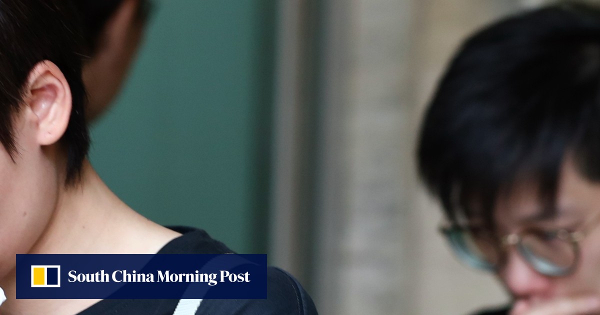 Nearly a thousand mourners show up for funeral service of Hong Kong ...
