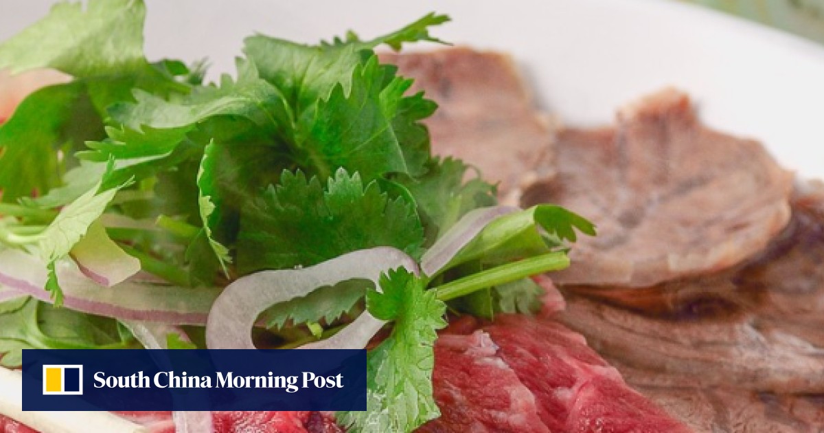 Does Chua Lam's restaurant serve Hong Kong's most delicious pho ...