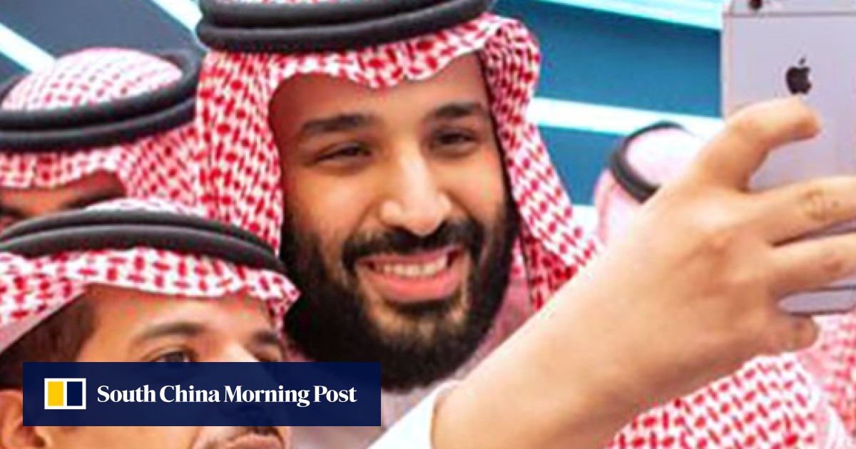 Smiles and selfies for Saudi crown prince at investment forum, defying ...