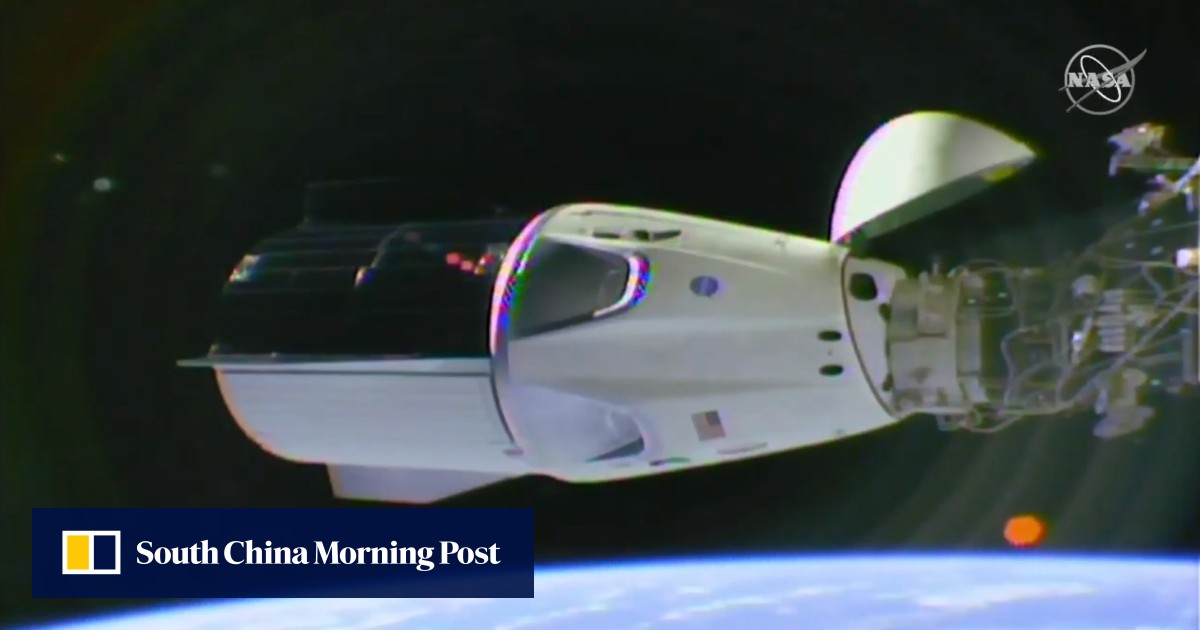 spacex dragon docking